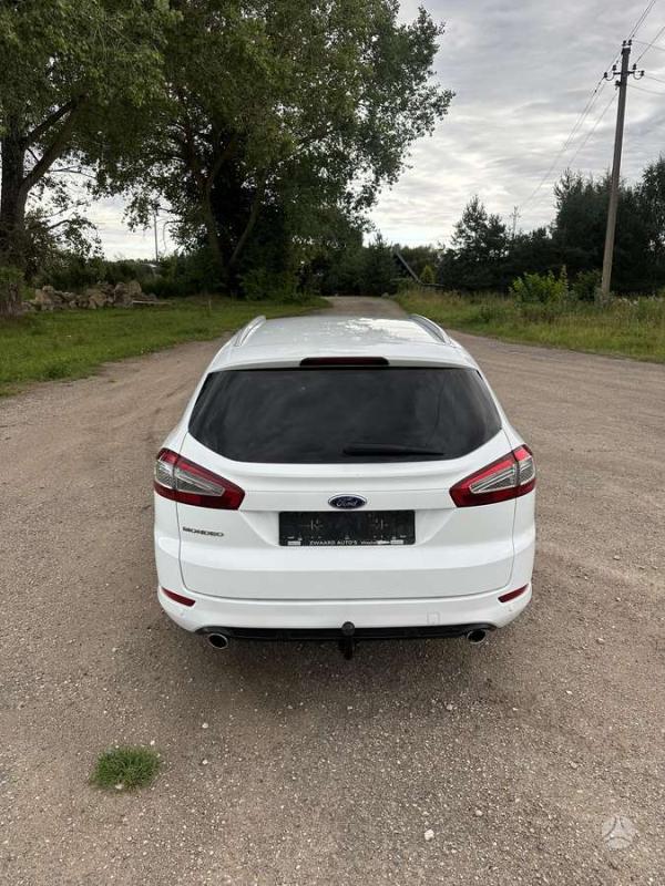 Balts Ford Mondeo 2013 Utena, ar dzinēja tilpumu 2.20 L un nobraukumu 255 tūkst. km par 3800 €, foto 4 vietnē AUTOMOTO.COM.LV