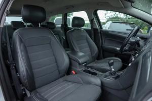White Ford Mondeo 2014 in Liepaja, with an engine capacity of 1.60 L and mileage of 329 thousand km for 5950 €, photo 14 on AUTOMOTO.COM.LV
