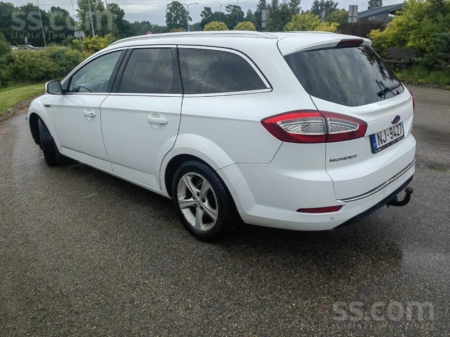White Ford Mondeo 2014 in Ogre, with an engine capacity of 2.00 L and mileage of 352 thousand km for 4199 €, photo 5 on AUTOMOTO.COM.LV