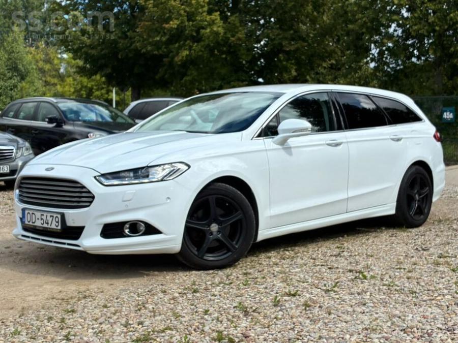 White Ford Mondeo 2014 in Kuldiga, with an engine capacity of 2.00 L and mileage of 299 thousand km for 6390 €, photo 3 on AUTOMOTO.COM.LV