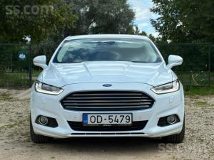 White Ford Mondeo 2014 in Kuldiga, with an engine capacity of 2.00 L and mileage of 299 thousand km for 6390 €, photo 8 on AUTOMOTO.COM.LV