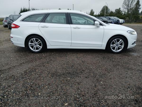 White Ford Mondeo 2015 in Tartu, with an engine capacity of 2.00 L and mileage of 223 thousand km for 7990 €, photo 4 on AUTOMOTO.COM.LV