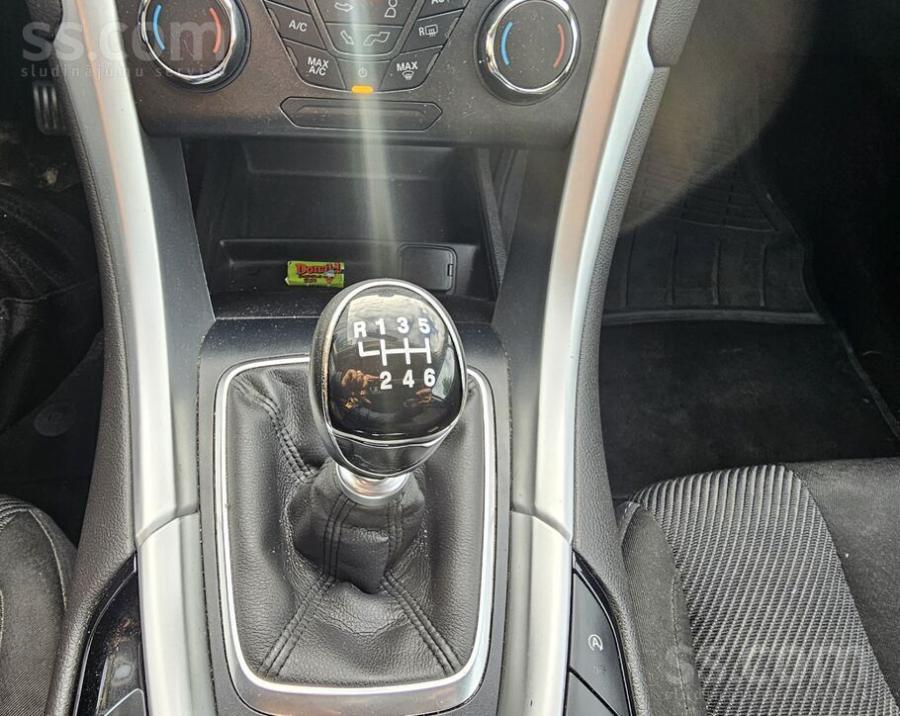 White Ford Mondeo 2015 in Riga, with an engine capacity of 1.50 L and mileage of 355 thousand km for 4950 €, photo 14 on AUTOMOTO.COM.LV