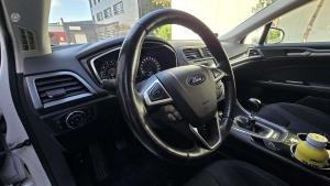 White Ford Mondeo 2015 in Kaunas, with an engine capacity of 2.00 L and mileage of 300 thousand km for 4499 €, photo 9 on AUTOMOTO.COM.LV