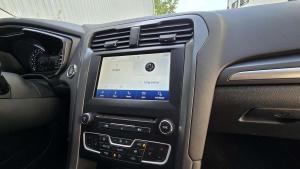 White Ford Mondeo 2015 in Kaunas, with an engine capacity of 2.00 L and mileage of 300 thousand km for 4499 €, photo 15 on AUTOMOTO.COM.LV