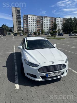 White Ford Mondeo 2015 in Riga, with an engine capacity of 2.00 L and mileage of 294 thousand km for 5000 €, photo 4 on AUTOMOTO.COM.LV