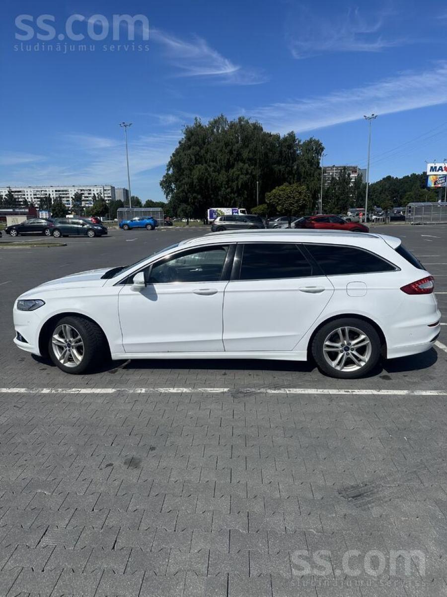 White Ford Mondeo 2015 in Riga, with an engine capacity of 2.00 L and mileage of 294 thousand km for 5000 €, photo 6 on AUTOMOTO.COM.LV