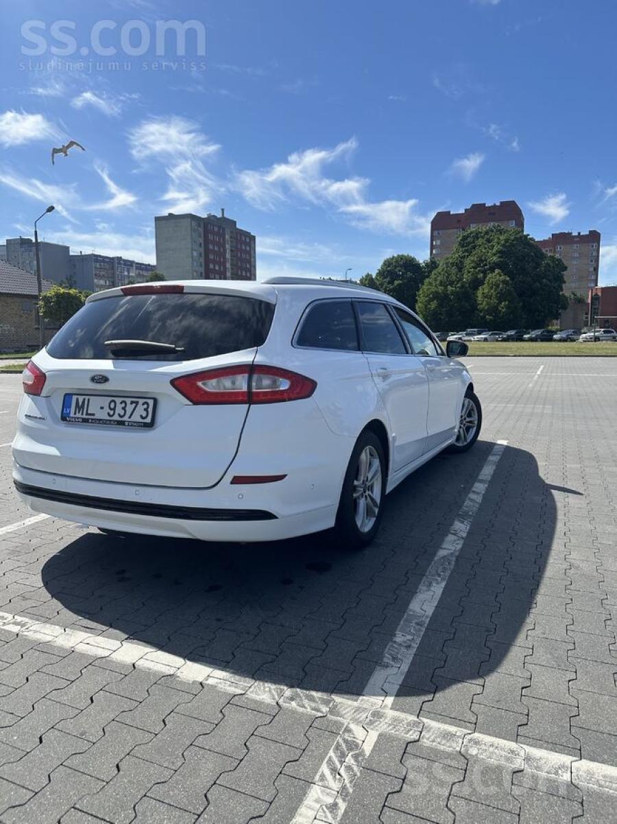 White Ford Mondeo 2015 in Riga, with an engine capacity of 2.00 L and mileage of 294 thousand km for 5000 €, photo 8 on AUTOMOTO.COM.LV