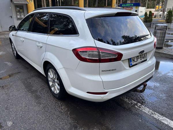 Balts Ford Mondeo 2015 Visaginas, ar dzinēja tilpumu 1.56 L un nobraukumu 265 tūkst. km par 3900 €, foto 3 vietnē AUTOMOTO.COM.LV