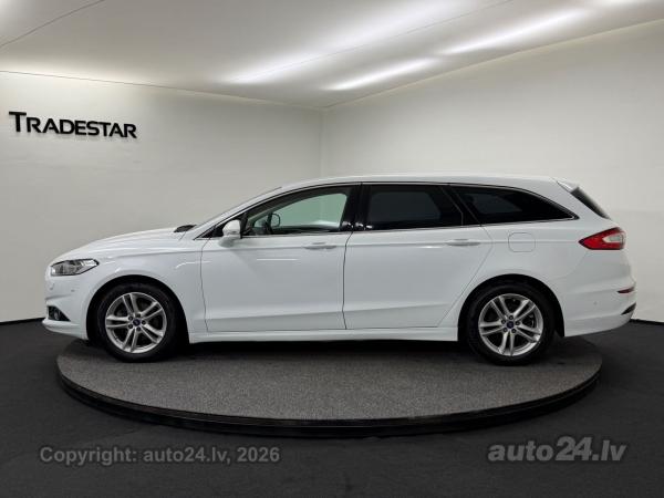 White Ford Mondeo 2015 in Parnu, with an engine capacity of 2.00 L and mileage of 206 thousand km for 7490 €, photo 8 on AUTOMOTO.COM.LV