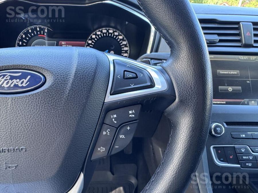 White Ford Mondeo 2015 in Jurmala, with an engine capacity of 2.00 L and mileage of 0 thousand km for 5300 €, photo 13 on AUTOMOTO.COM.LV