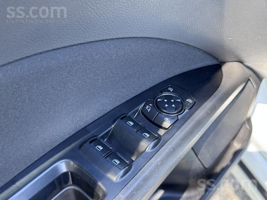 White Ford Mondeo 2015 in Jurmala, with an engine capacity of 2.00 L and mileage of 0 thousand km for 5300 €, photo 23 on AUTOMOTO.COM.LV