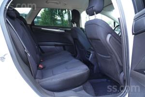 Balts Ford Mondeo 2015 Rīga, ar dzinēja tilpumu 1.50 L un nobraukumu 280 tūkst. km par 5490 €, foto 17 vietnē AUTOMOTO.COM.LV