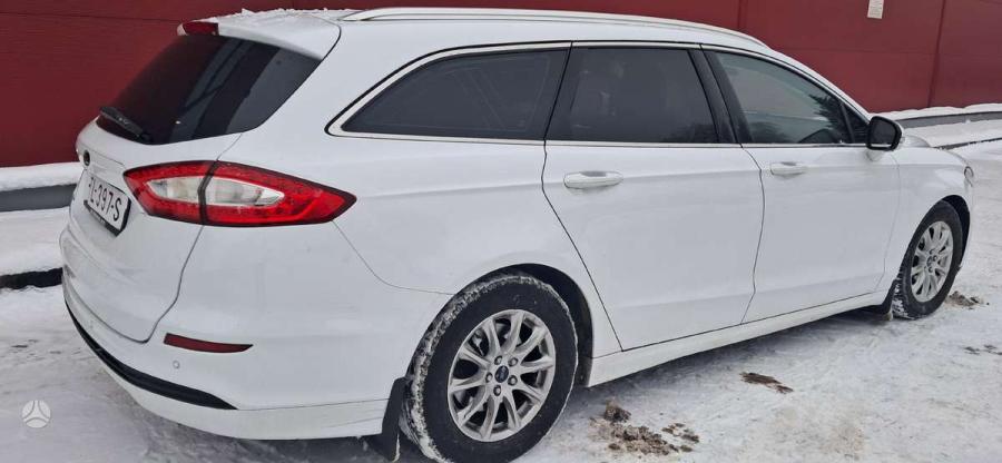 White Ford Mondeo 2016 in Kaunas, with an engine capacity of 1.56 L and mileage of 229 thousand km for 5450 €, photo 11 on AUTOMOTO.COM.LV