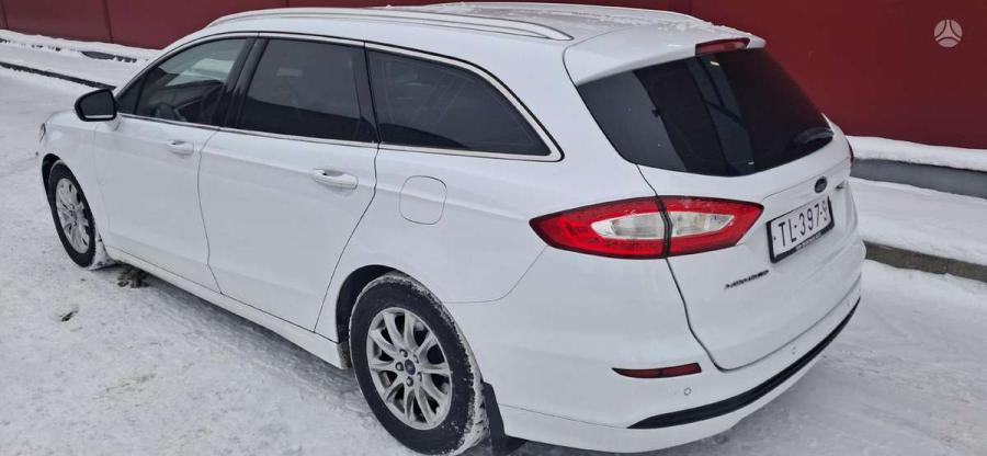 White Ford Mondeo 2016 in Kaunas, with an engine capacity of 1.56 L and mileage of 229 thousand km for 5450 €, photo 16 on AUTOMOTO.COM.LV