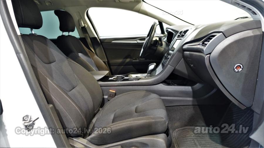Balts Ford Mondeo 2016 Tallina, ar dzinēja tilpumu 1.50 L un nobraukumu 206 tūkst. km par 7290 €, foto 10 vietnē AUTOMOTO.COM.LV