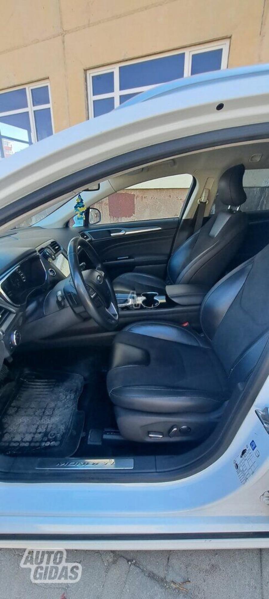 Balts Ford Mondeo 2016 Kauņa, ar dzinēja tilpumu 2.00 L un nobraukumu 327 tūkst. km par 8600 €, foto 12 vietnē AUTOMOTO.COM.LV