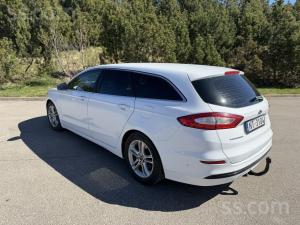 Balts Ford Mondeo 2016 Talsi, ar dzinēja tilpumu 1.50 L un nobraukumu 248 tūkst. km par 7400 €, foto 5 vietnē AUTOMOTO.COM.LV