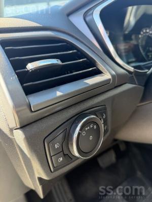 Balts Ford Mondeo 2016 Talsi, ar dzinēja tilpumu 1.50 L un nobraukumu 248 tūkst. km par 7400 €, foto 9 vietnē AUTOMOTO.COM.LV