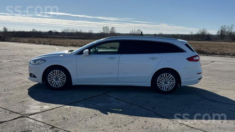 White Ford Mondeo 2016 in Riga, with an engine capacity of 2.00 L and mileage of 0 thousand km for 7999 €, photo 3 on AUTOMOTO.COM.LV