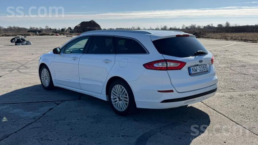 White Ford Mondeo 2016 in Riga, with an engine capacity of 2.00 L and mileage of 0 thousand km for 7999 €, photo 4 on AUTOMOTO.COM.LV