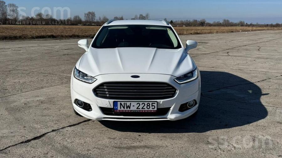 White Ford Mondeo 2016 in Riga, with an engine capacity of 2.00 L and mileage of 0 thousand km for 7999 €, photo 9 on AUTOMOTO.COM.LV