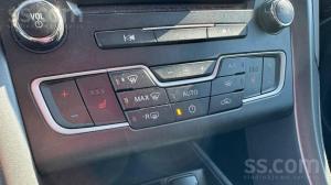 White Ford Mondeo 2016 in Riga, with an engine capacity of 2.00 L and mileage of 0 thousand km for 7999 €, photo 25 on AUTOMOTO.COM.LV