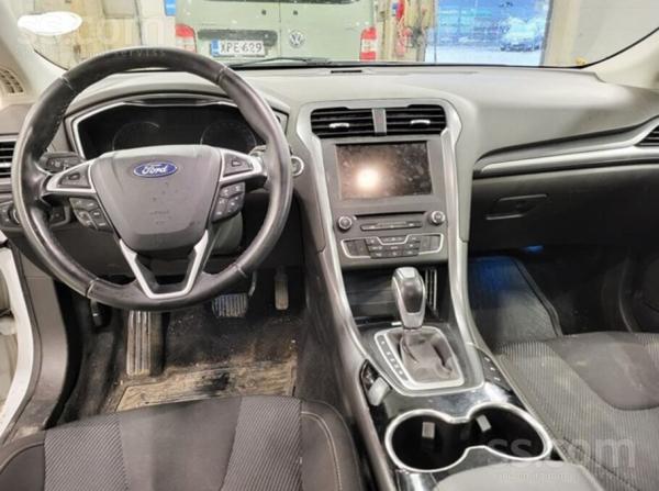 White Ford Mondeo 2016 in Talsi, with an engine capacity of 1.50 L and mileage of 247 thousand km for 3400 €, photo 9 on AUTOMOTO.COM.LV