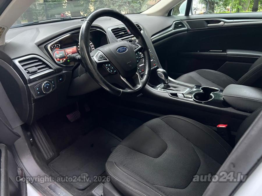 Balts Ford Mondeo 2016 Tallina, ar dzinēja tilpumu 2.00 L un nobraukumu 270 tūkst. km par 7200 €, foto 7 vietnē AUTOMOTO.COM.LV
