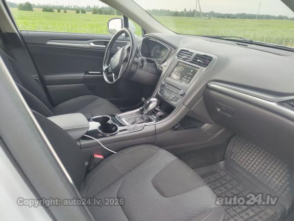 Balts Ford Mondeo 2016 Tallina, ar dzinēja tilpumu 2.00 L un nobraukumu 346 tūkst. km par 5500 €, foto 9 vietnē AUTOMOTO.COM.LV