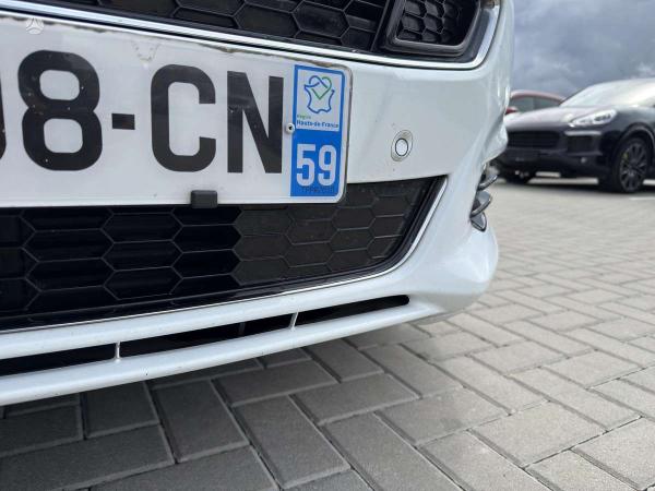 White Ford Mondeo 2016 in Taurage, with an engine capacity of 2.00 L and mileage of 283 thousand km for 7500 €, photo 6 on AUTOMOTO.COM.LV