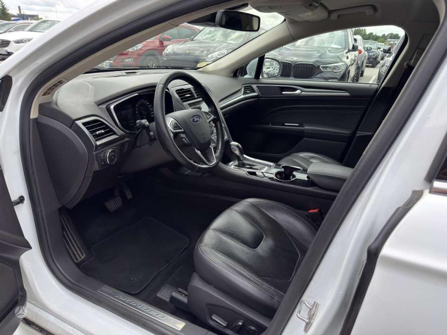 White Ford Mondeo 2016 in Taurage, with an engine capacity of 2.00 L and mileage of 283 thousand km for 7500 €, photo 8 on AUTOMOTO.COM.LV