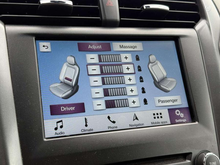 White Ford Mondeo 2016 in Taurage, with an engine capacity of 2.00 L and mileage of 283 thousand km for 7500 €, photo 17 on AUTOMOTO.COM.LV