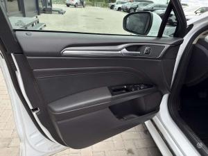 White Ford Mondeo 2016 in Taurage, with an engine capacity of 2.00 L and mileage of 283 thousand km for 7500 €, photo 23 on AUTOMOTO.COM.LV