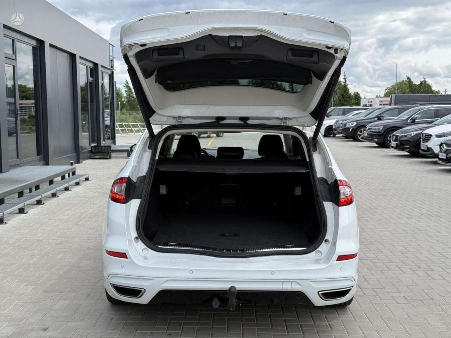 White Ford Mondeo 2016 in Taurage, with an engine capacity of 2.00 L and mileage of 283 thousand km for 7500 €, photo 30 on AUTOMOTO.COM.LV
