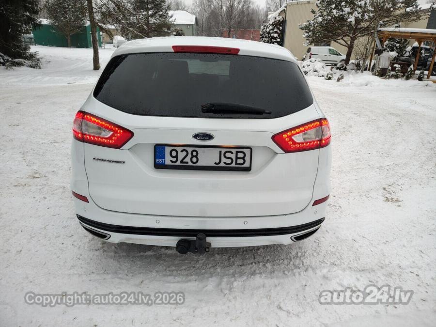 Balts Ford Mondeo 2017 Pelva, ar dzinēja tilpumu 2.00 L un nobraukumu 210 tūkst. km par 10900 €, foto 5 vietnē AUTOMOTO.COM.LV