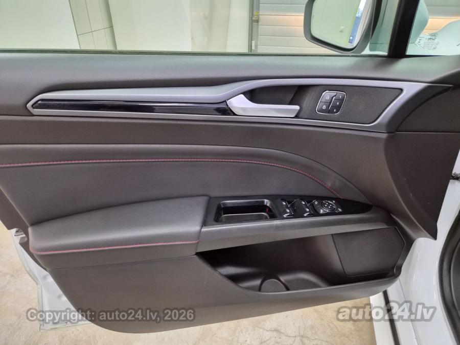 White Ford Mondeo 2017 in Haapsalu, with an engine capacity of 1.50 L and mileage of 148 thousand km for 9999 €, photo 13 on AUTOMOTO.COM.LV