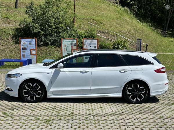 White Ford Mondeo 2017 in Kaunas, with an engine capacity of 2.00 L and mileage of 263 thousand km for 9950 €, photo 9 on AUTOMOTO.COM.LV