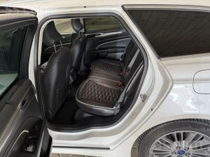 White Ford Mondeo 2017 in Riga, with an engine capacity of 2.00 L and mileage of 322 thousand km for 8999 €, photo 11 on AUTOMOTO.COM.LV