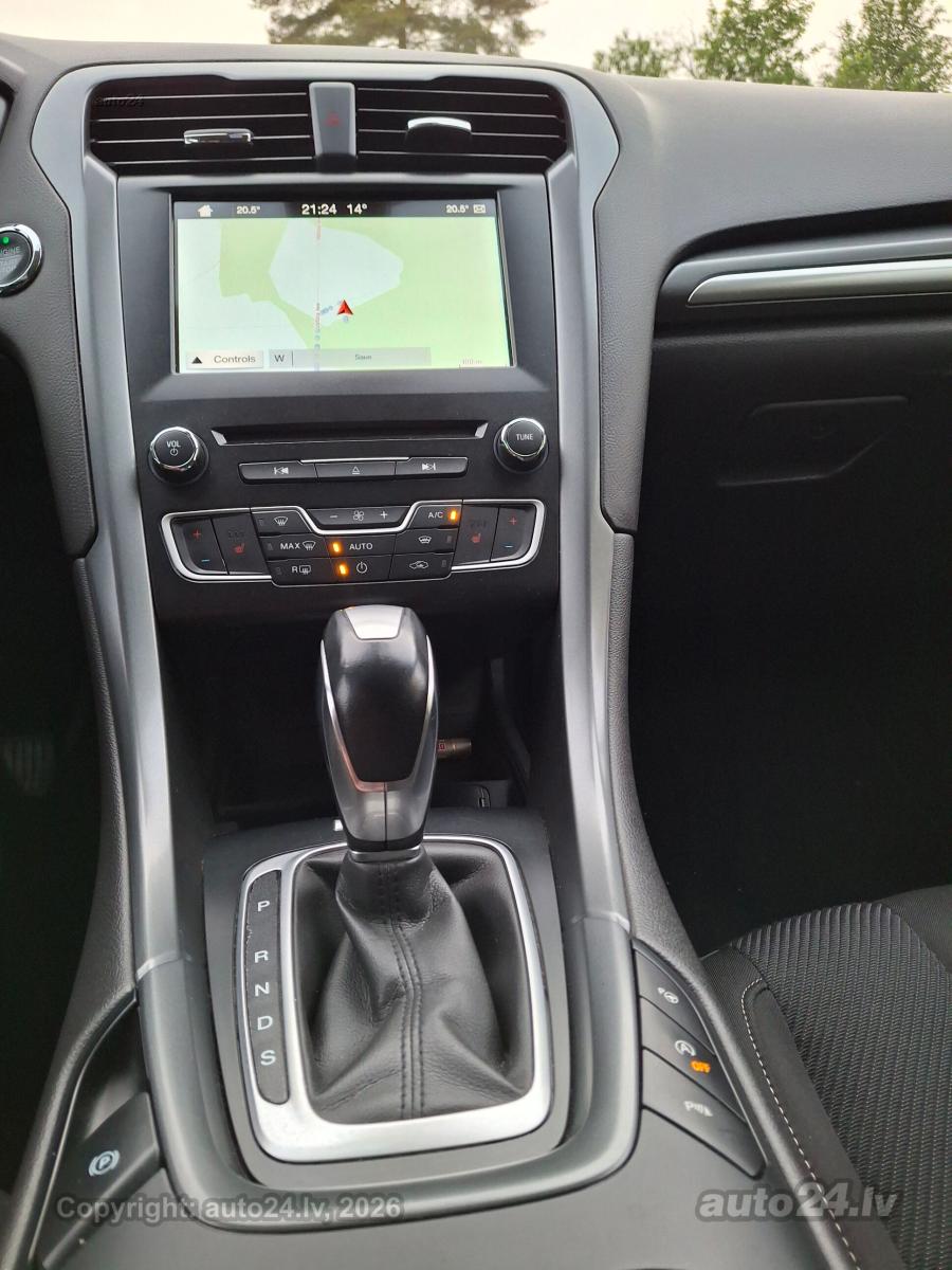 Balts Ford Mondeo 2017 Tallina, ar dzinēja tilpumu 2.00 L un nobraukumu 184 tūkst. km par 12500 €, foto 11 vietnē AUTOMOTO.COM.LV