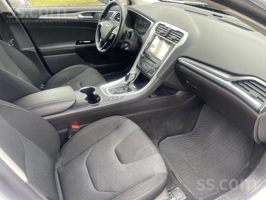 Balts Ford Mondeo 2018 Rīga, ar dzinēja tilpumu 2.00 L un nobraukumu 234 tūkst. km par 9290 €, foto 16 vietnē AUTOMOTO.COM.LV