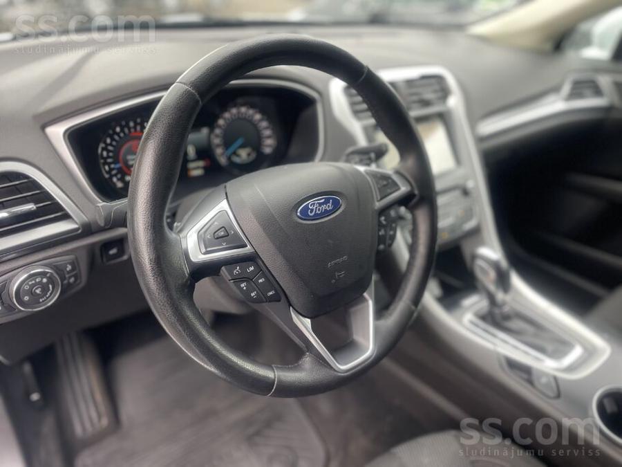 Balts Ford Mondeo 2018 Rīga, ar dzinēja tilpumu 2.00 L un nobraukumu 234 tūkst. km par 9290 €, foto 22 vietnē AUTOMOTO.COM.LV