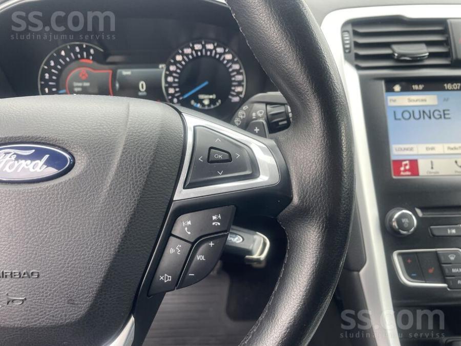 Balts Ford Mondeo 2018 Rīga, ar dzinēja tilpumu 2.00 L un nobraukumu 234 tūkst. km par 9290 €, foto 25 vietnē AUTOMOTO.COM.LV