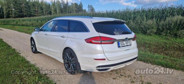 White Ford Mondeo 2018 in Tallinn, with an engine capacity of 2.00 L and mileage of 276 thousand km for 13500 €, photo 8 on AUTOMOTO.COM.LV