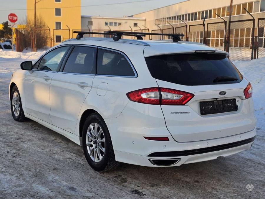 White Ford Mondeo 2018 in Rokiskis, with an engine capacity of 2.00 L and mileage of 238 thousand km for 6050 €, photo 4 on AUTOMOTO.COM.LV