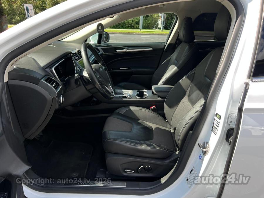 Balts Ford Mondeo 2018 Pērnava, ar dzinēja tilpumu 2.00 L un nobraukumu 259 tūkst. km par 9900 €, foto 12 vietnē AUTOMOTO.COM.LV