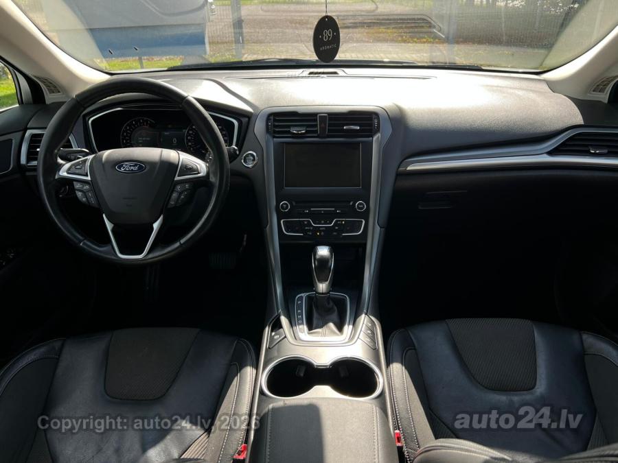 Balts Ford Mondeo 2018 Pērnava, ar dzinēja tilpumu 2.00 L un nobraukumu 259 tūkst. km par 9900 €, foto 14 vietnē AUTOMOTO.COM.LV