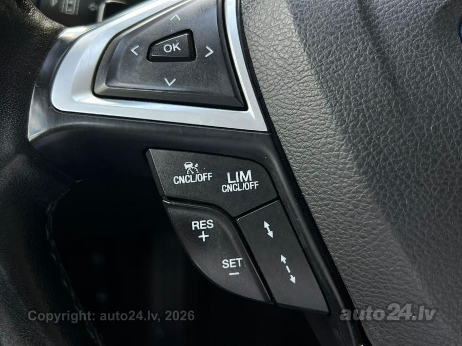 Balts Ford Mondeo 2018 Pērnava, ar dzinēja tilpumu 2.00 L un nobraukumu 259 tūkst. km par 9900 €, foto 16 vietnē AUTOMOTO.COM.LV