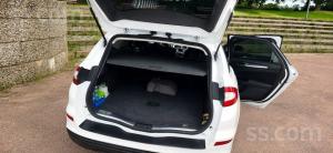 White Ford Mondeo 2018 in Riga, with an engine capacity of 2.00 L and mileage of 288 thousand km for 13500 €, photo 4 on AUTOMOTO.COM.LV