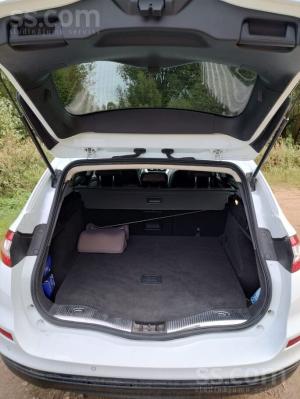 Balts Ford Mondeo 2018 Rīga, ar dzinēja tilpumu 2.00 L un nobraukumu 288 tūkst. km par 10500 €, foto 6 vietnē AUTOMOTO.COM.LV